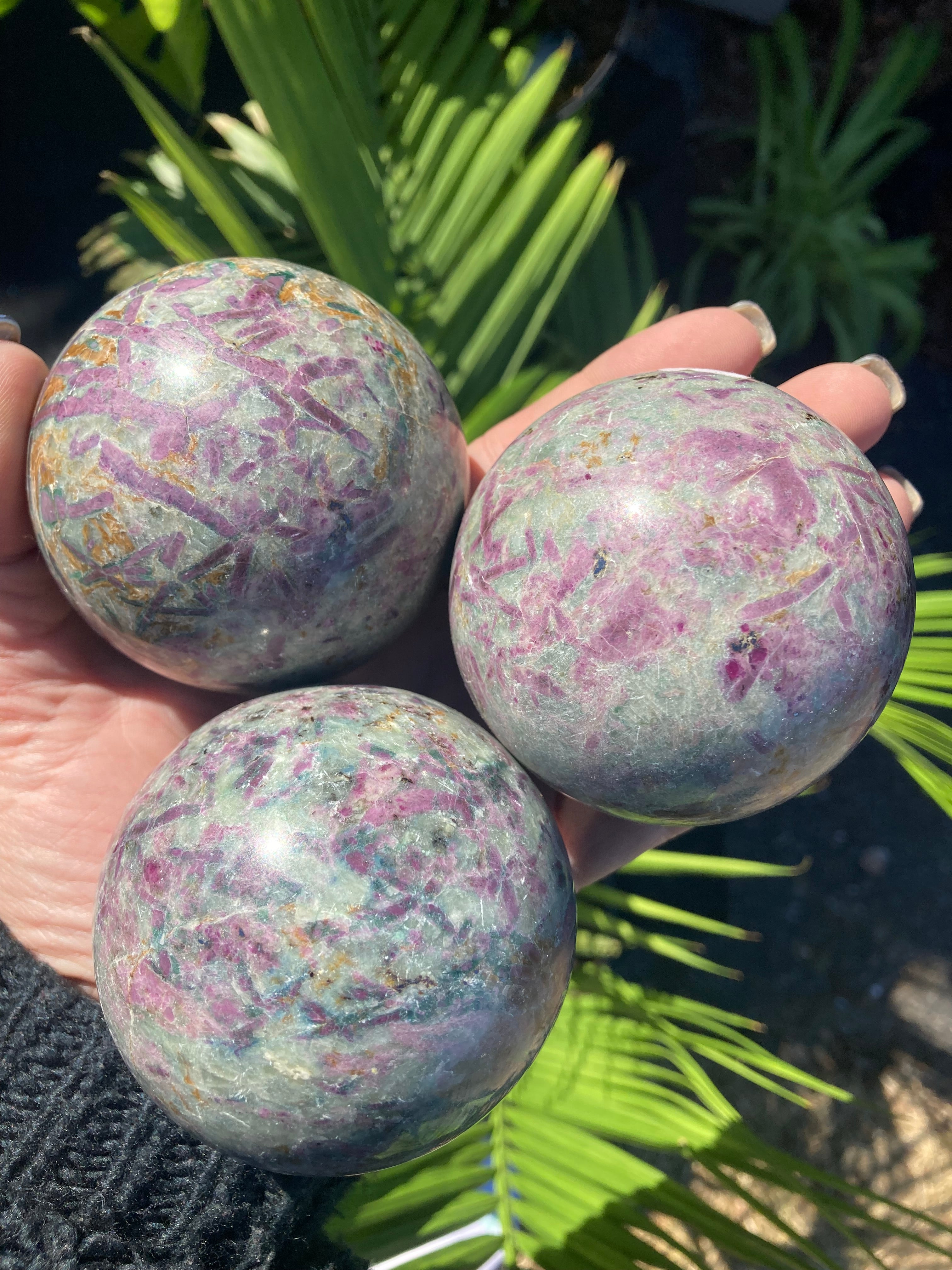 Ruby in Kyanite – The Crystal District
